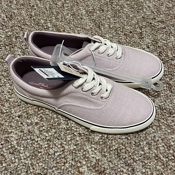 Universal Thread | Shoes | Universal Thread Shoes | Poshmark